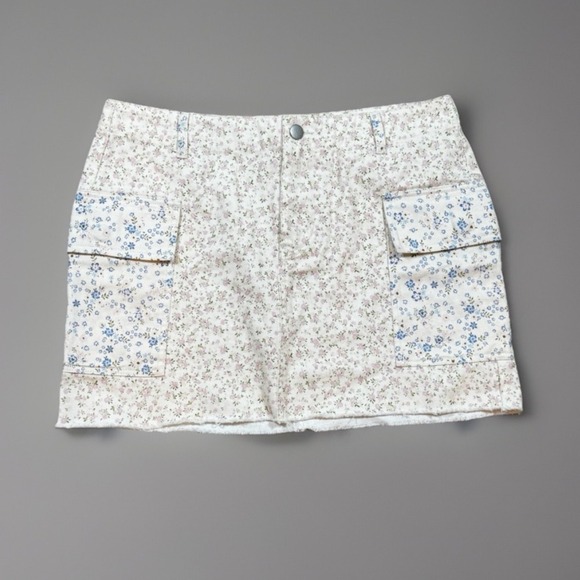 Altar'd State | Skirts | Altard State Floral Mini Skirt Cottagecore ...